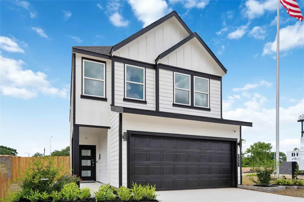 7717 Inwood Hills Lane Houston, TX 77088